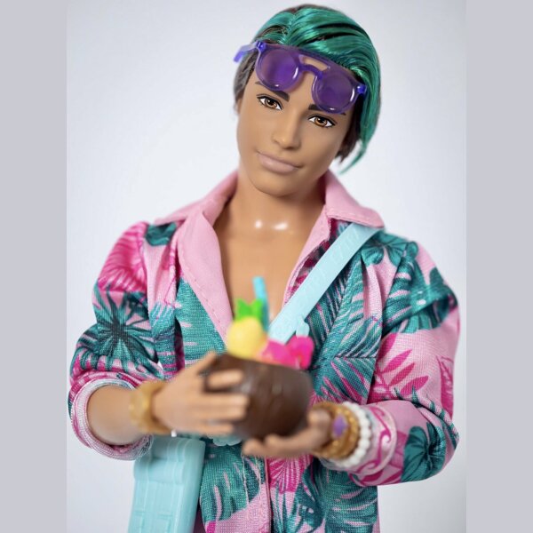 Review of Beach Ken Barbie Extra Fly, 2023 ☀️🌊🏄🏻‍♀️ ♡ DollsHobby.club