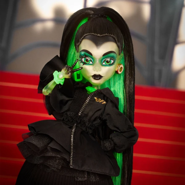 Monster High Symphanee Midnight: a fusion of fashion and the ...