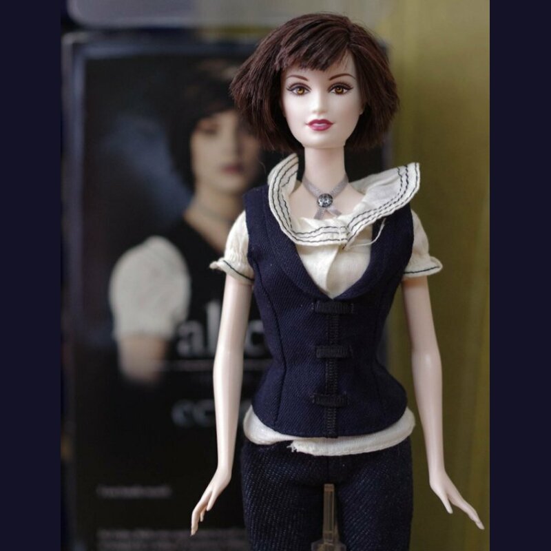 Mattel Barbie Collector Twilight Saga Eclipse Alice Doll (T2237 ...